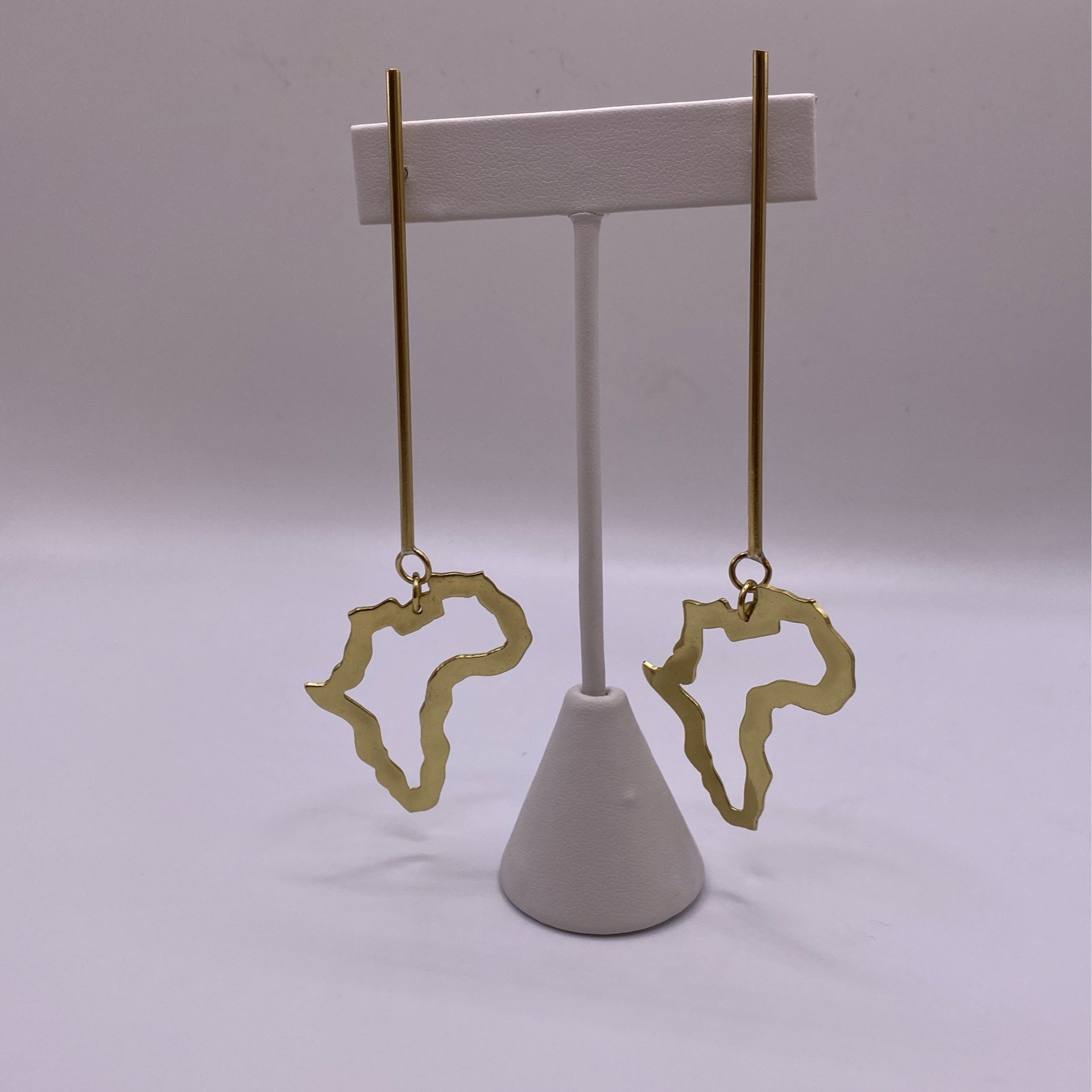 Ditsala Designs “Xongisa Outline Africa Earrings” – Etal & Co